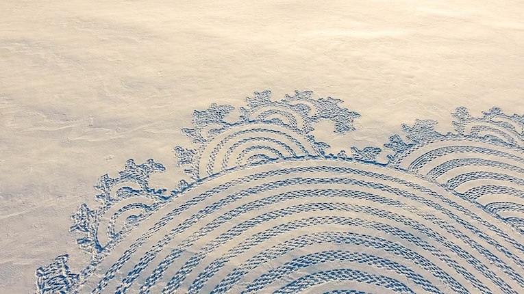 New Video of Simon Beck and His Magnificent Murals in the Snow ...